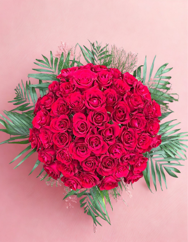 100 Red Roses 'Scent with Love' – Memento Belfast